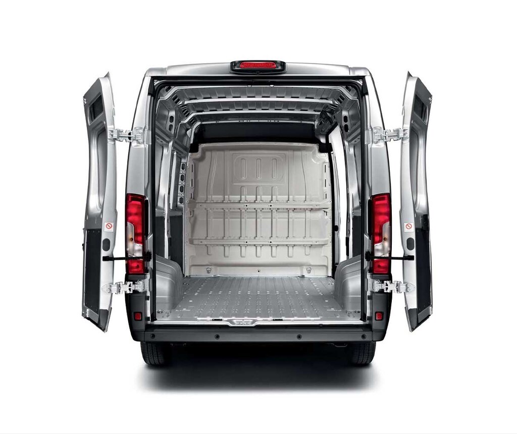 PEUGEOT Boxer: profesyoneller için çok amaçlı ticari araç